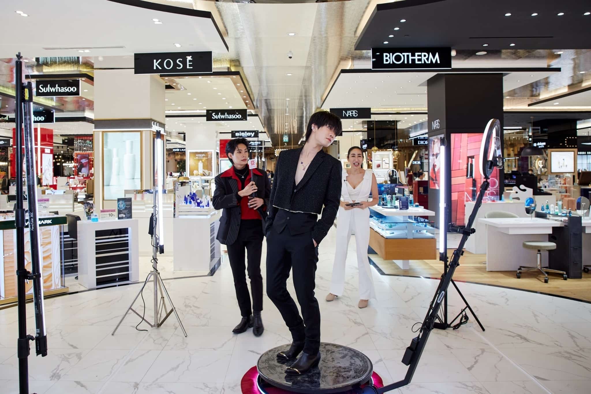 THE NEW LOOK! เซ็นทรัลพระราม 2 โฉมใหม่ ช้อปได้ทุกวัน