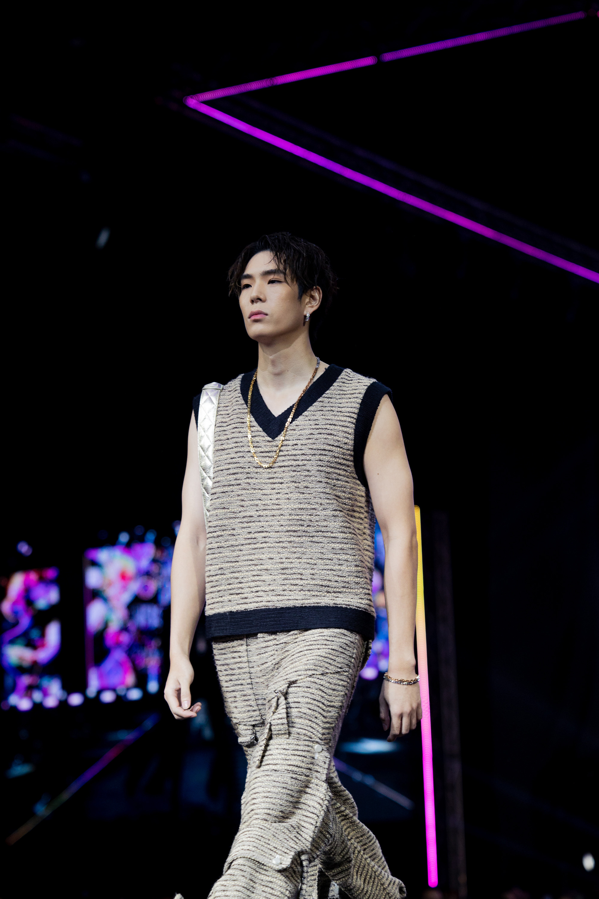 ชมความงามของเพชร Sirus Tanya บนตัวเหล่าดาราเซเลบฯในงาน Mchoice 2022